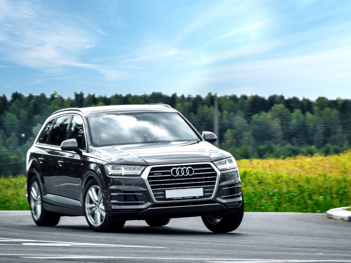 Explore The Audi Q7 Reliability and Performance | CarBrain