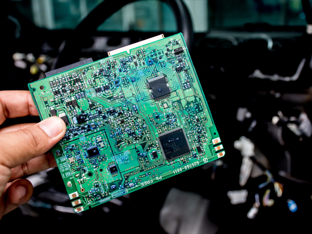 Discover All Your Need to Know About ECM Repair Cost | CarBrain